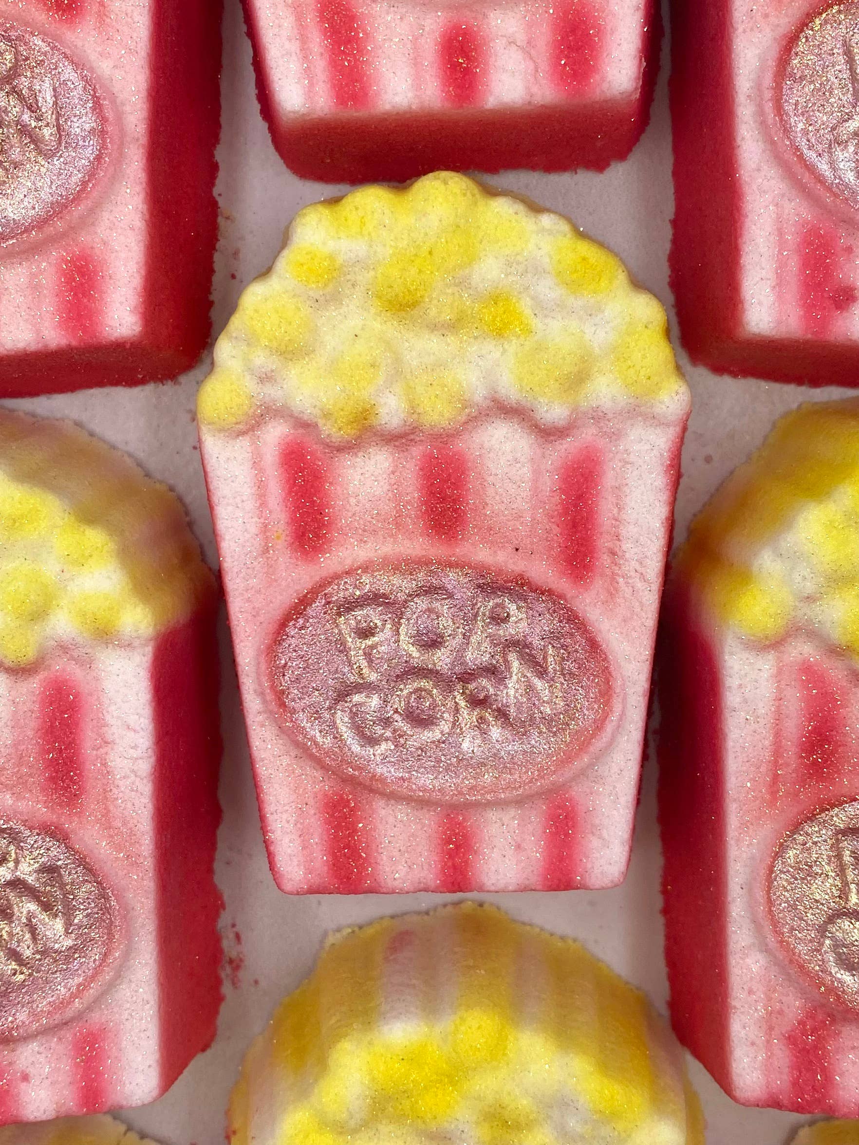 Buttered Popcorn Bath Bomb - Movie Night Relaxation | Foxy's